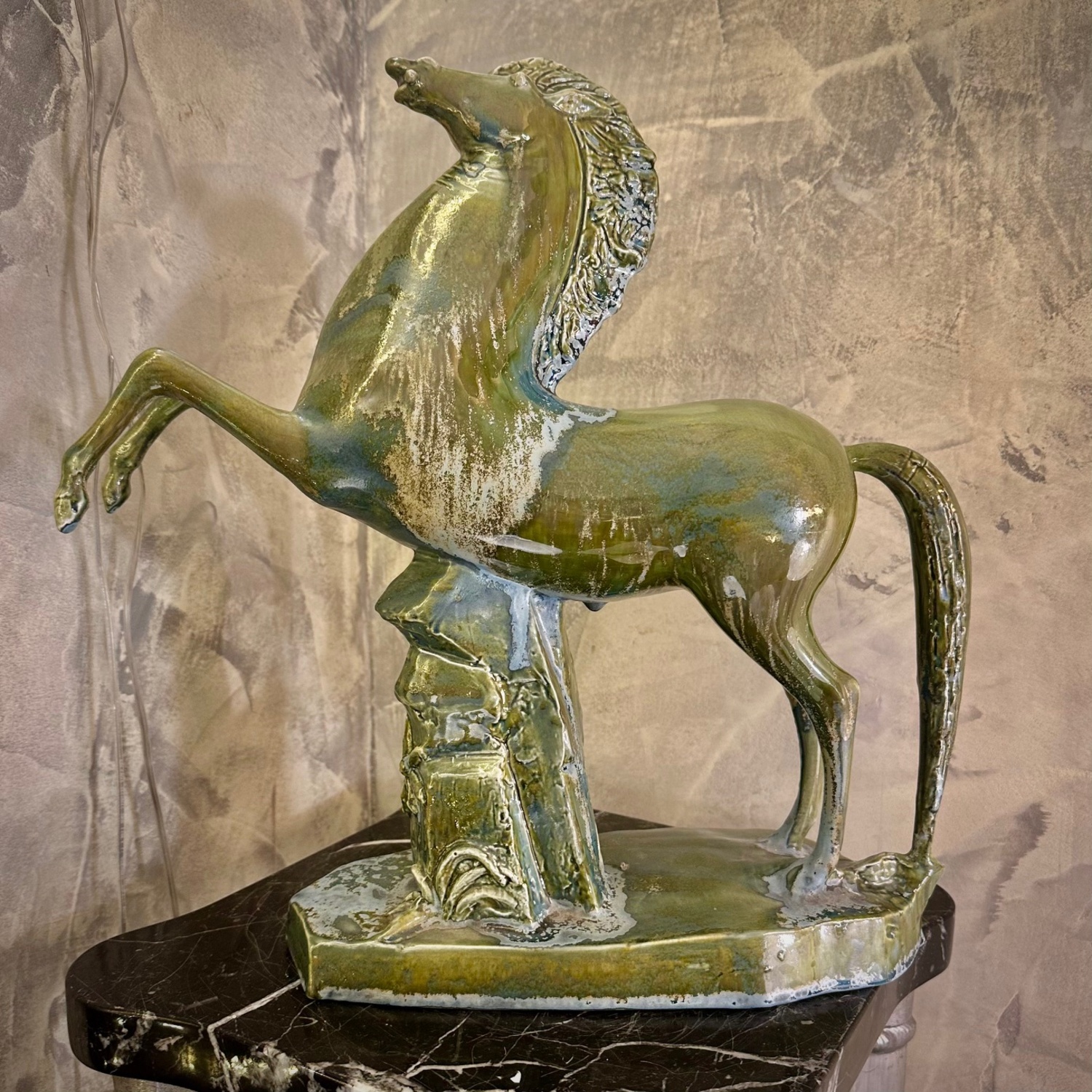 Horse on rock - Angelo Biancini - Marzio Cinelli
